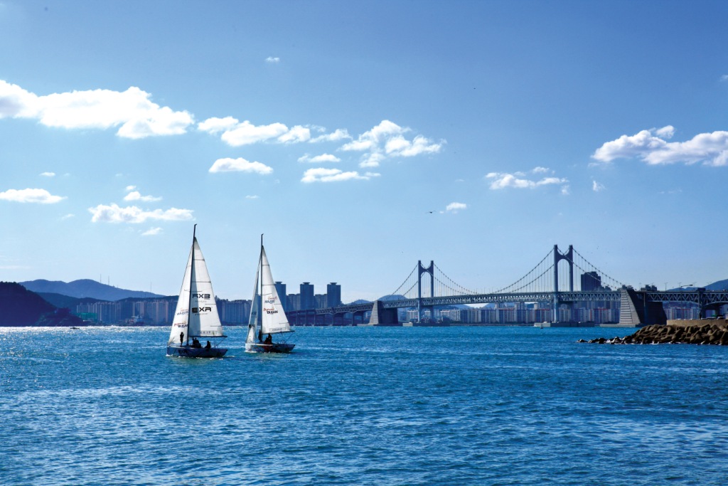 Travel Etiquette Guide for South Korea – Queen of Treasures