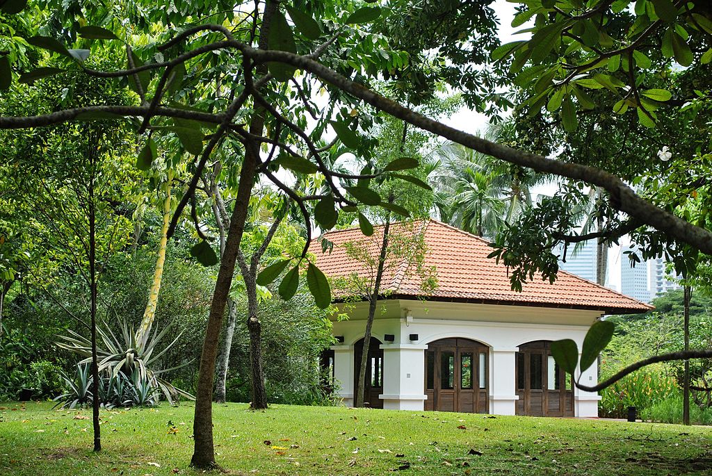 10 Things You Can’t Miss In Singapore – Queen of Treasures
