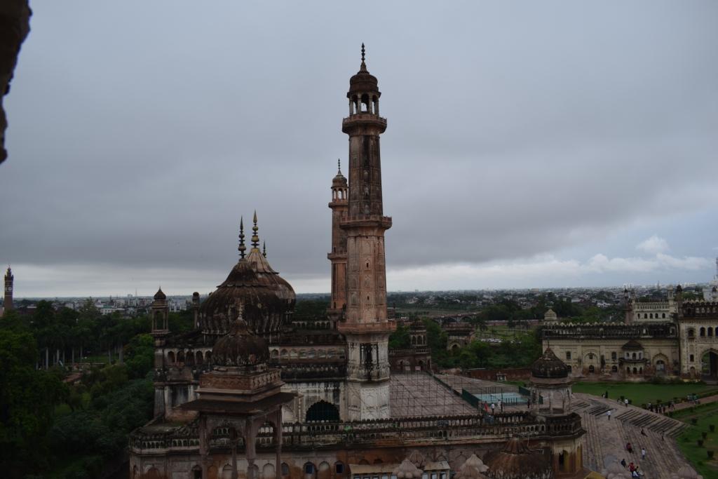 Lucknow’s Majestic Nawabi Architecture – Queen of Treasures