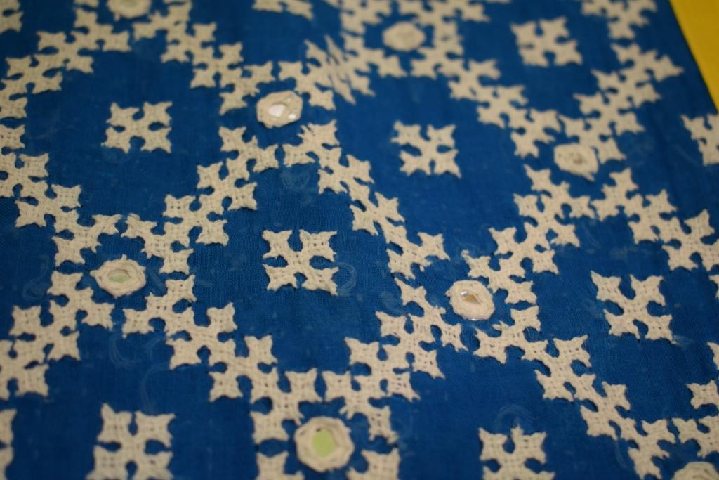 Indian Designers Keeping handcrafted indian Textiles Alive – Queen of ...