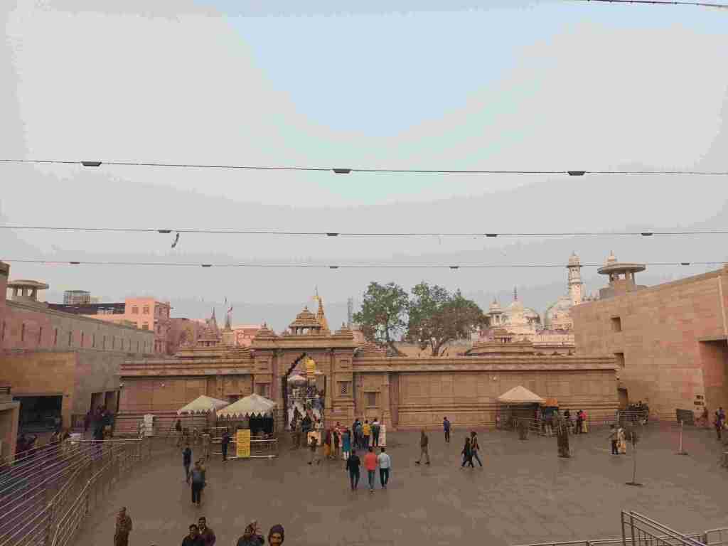 A First-Timer’s Guide to Varanasi: Navigating the Eternal City – Queen ...